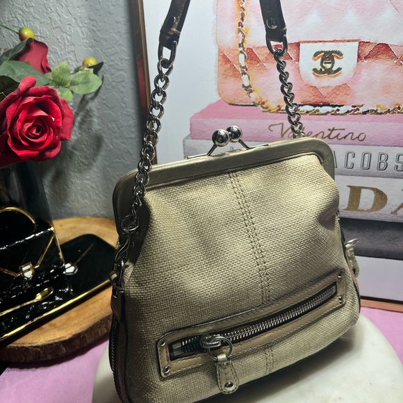 Coach | Bags | Coach Rare Vintage Bonnie Straw Leather Demi Dl Purse ...